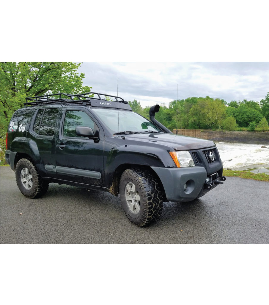 GOBI Nissan Xterra 00-04 Ranger Rack Multi-Light Setup With Sunroof